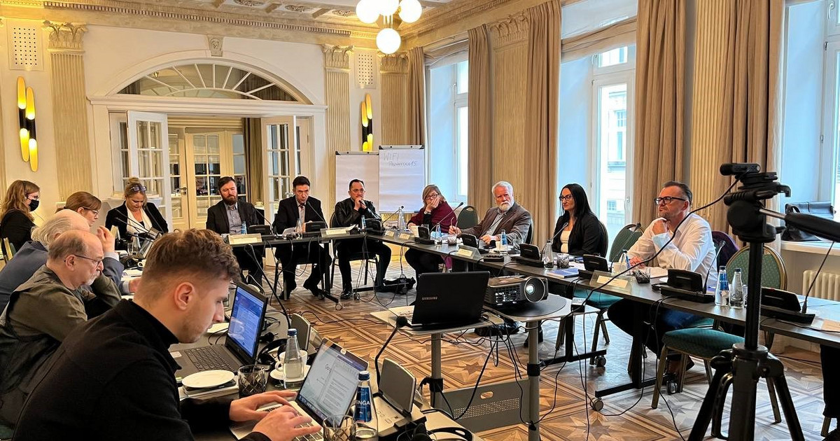 Erich-Brost-Institut setzt medienpolitische Akzente in Polen - TU Dortmund