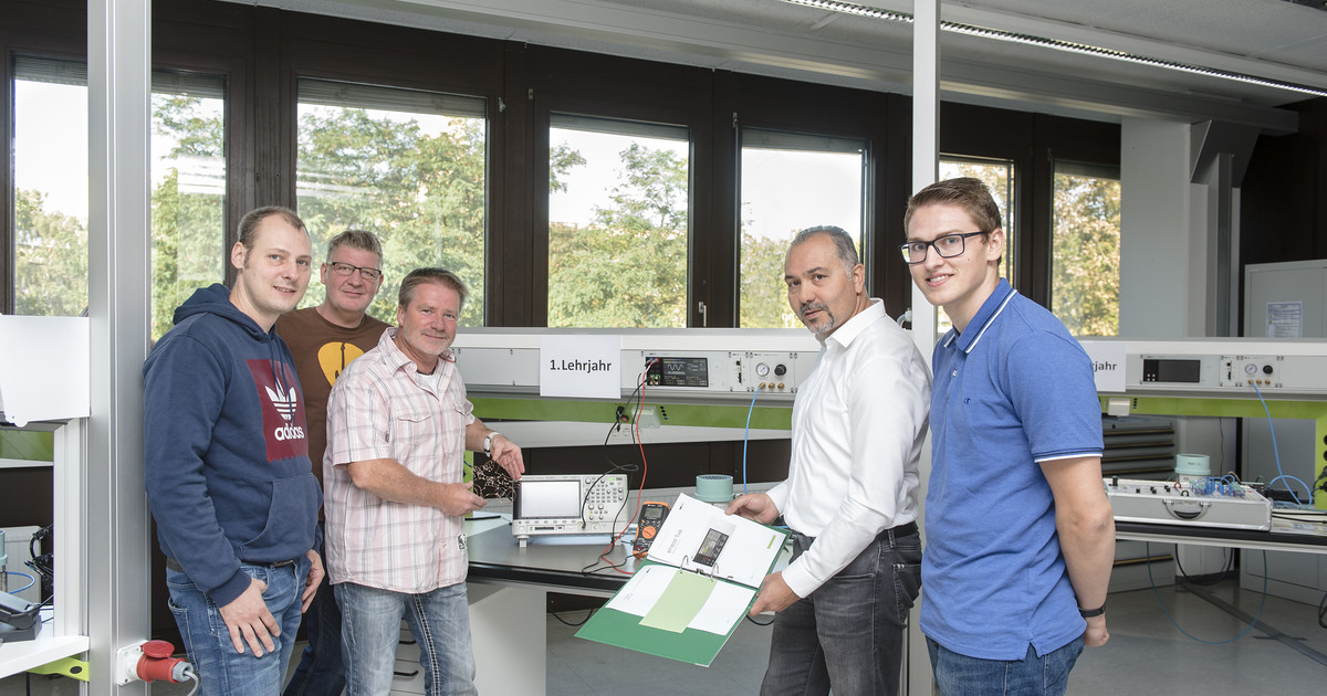 Netzwerktreffen zum Thema Ausbildung in der Elektronik - TU Dortmund