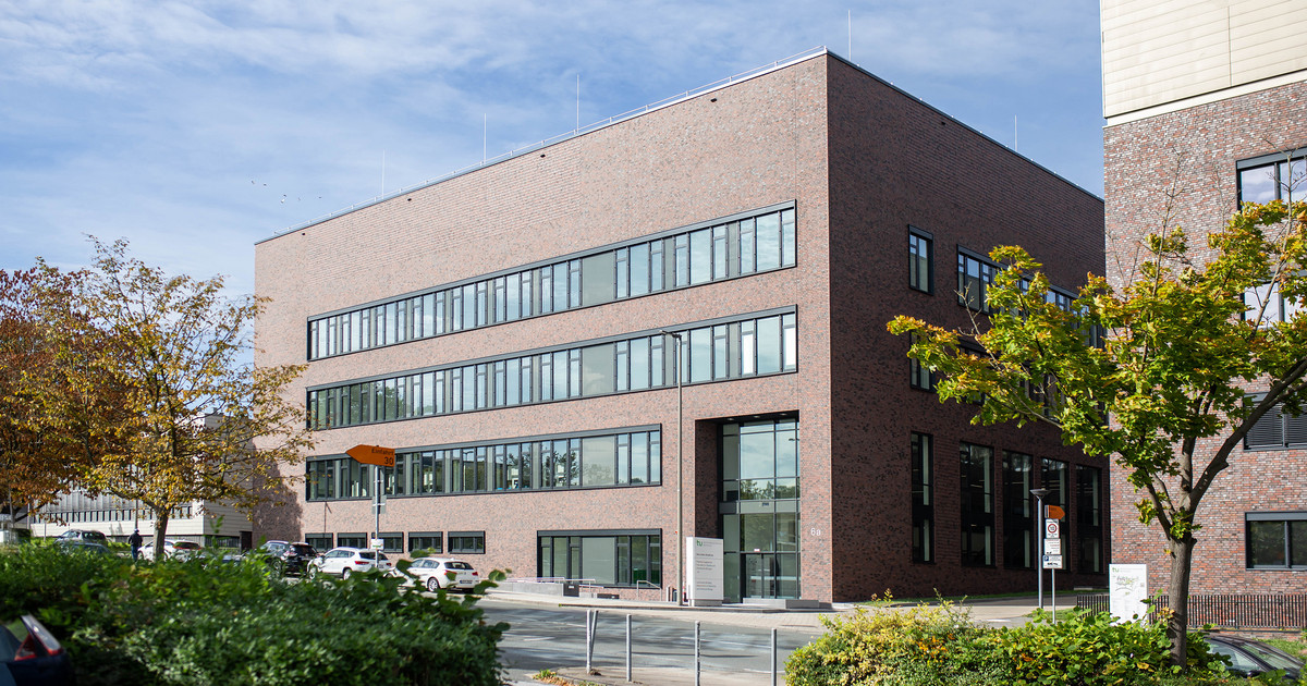 New Laboratory Building Inaugurated - TU Dortmund
